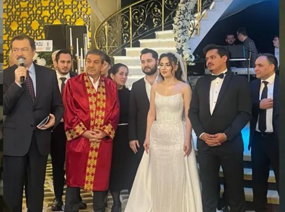 Soner Karabulut’un en mutlu günü: Emirhan ve Ebru Dünyaevine Girdi